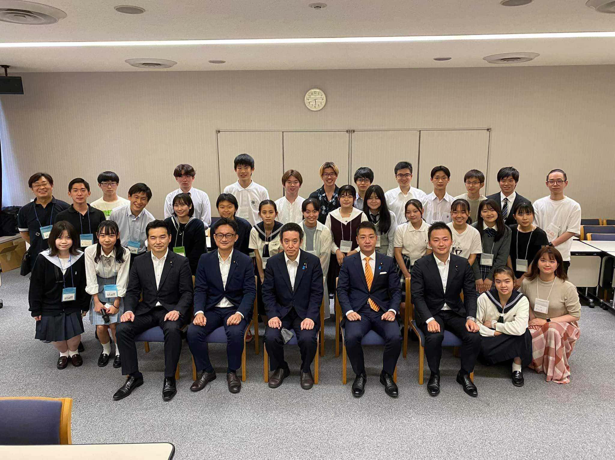 ＃いいからちょっとしゃべらせてvol.2〜議員といっしょに若者の政治参加を考える〜in早稲田大学 議員とおしゃべりできるイベント！？こんな機会めったにない！！ | Qulii(キュリー)